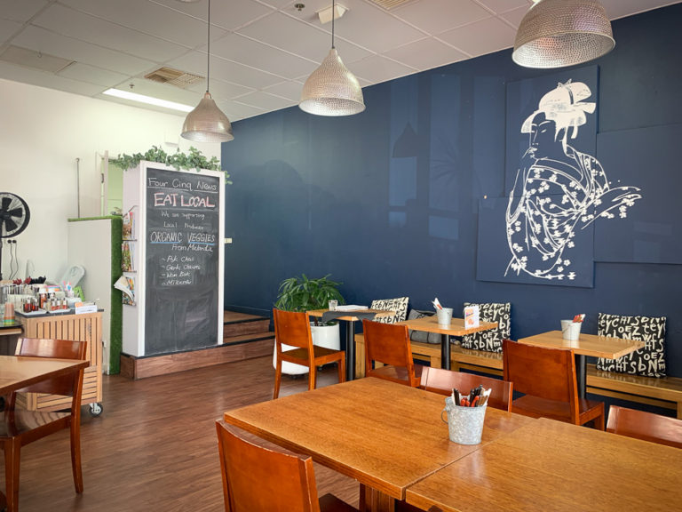 Four Cinq – Ramen×Cafe Japanese Style Noodle in Cairns